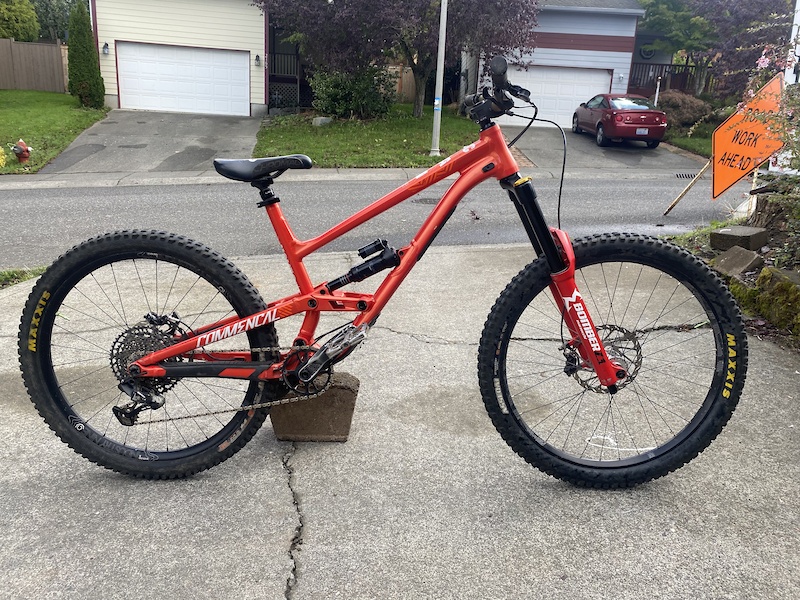 2019 Commencal Clash (L) For Sale
