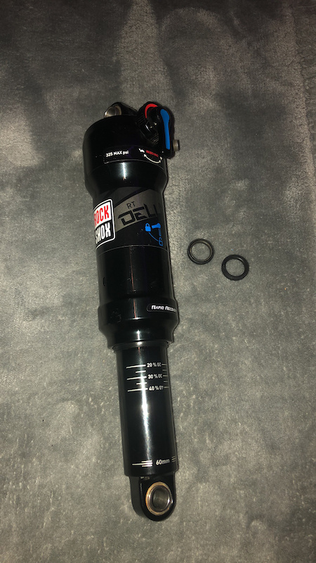 Rockshox deluxe rt For Sale