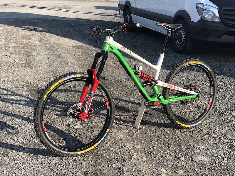 2020 Custom Built Commencal Clash - One Of A Kind For Sale