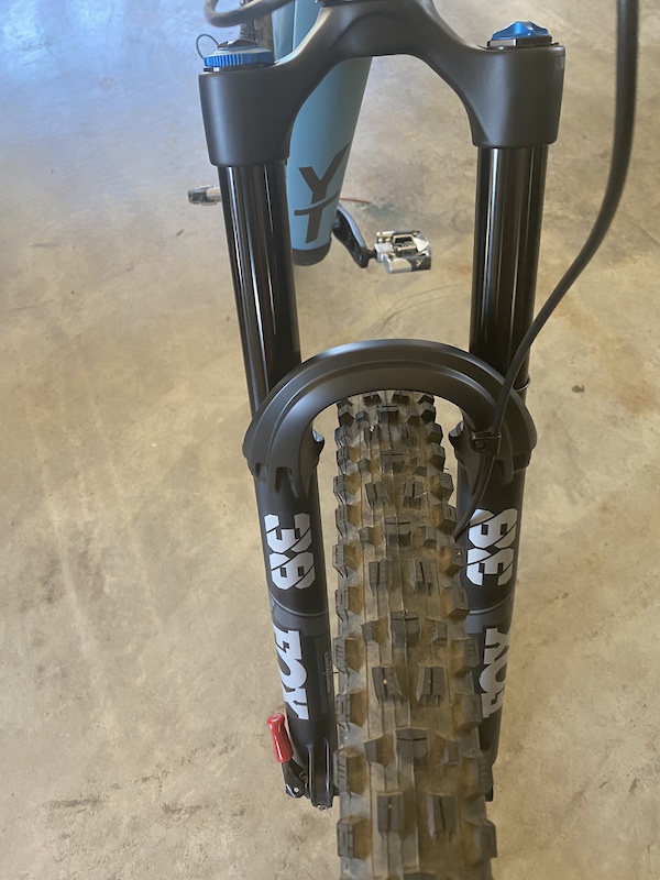 2021 Fox 38 29” 170mm For Sale