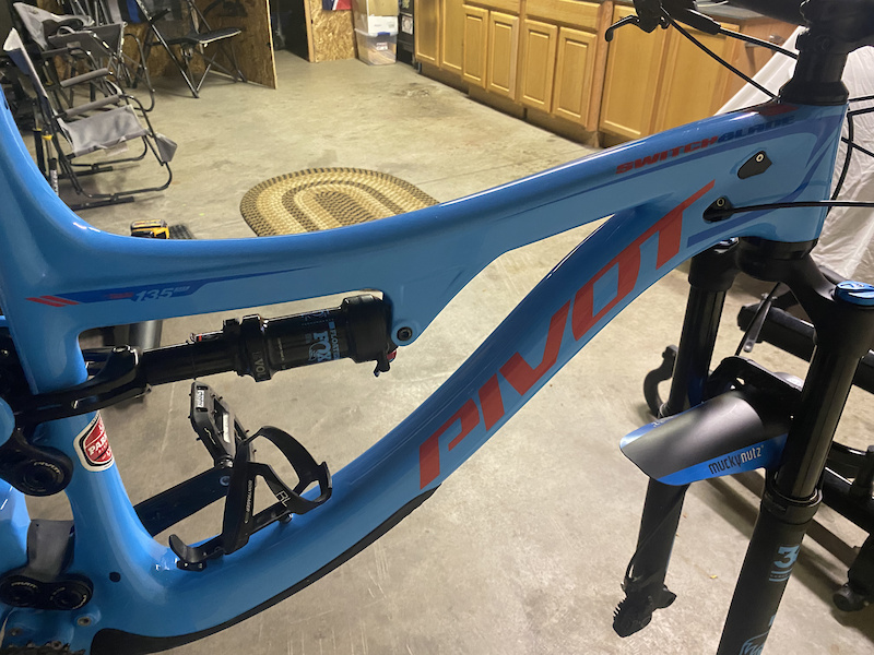 2019 Pivot Switchblade For Sale