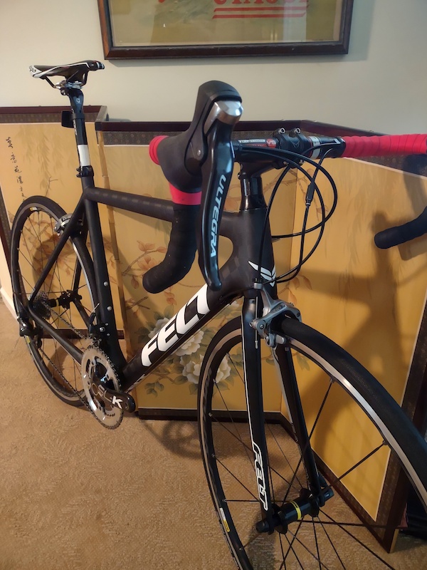 2021 Felt F-1c 56 cm Carbon Fiber Road Bike For Sale