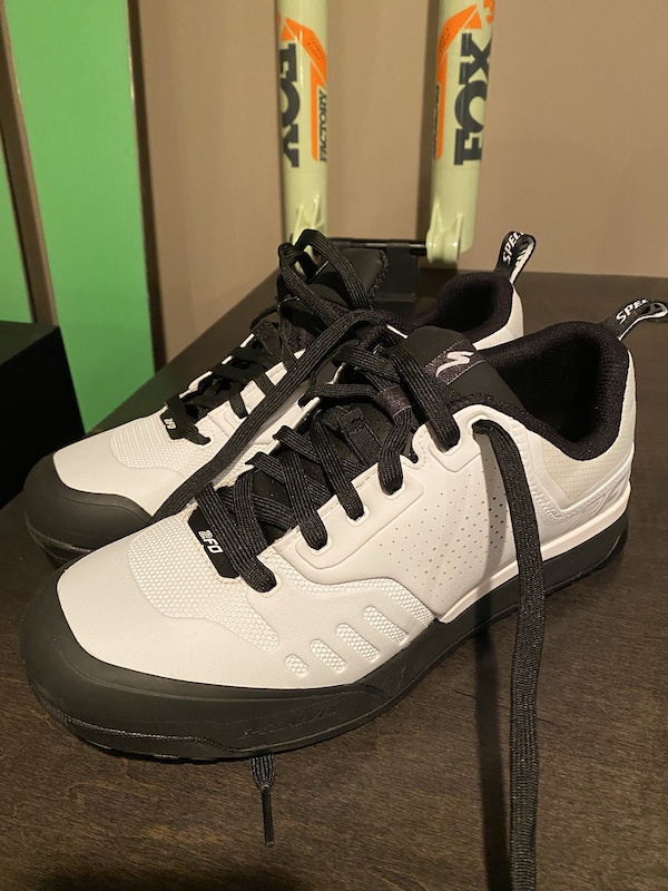 2021 Specialized 2FO 2.0 flat size 10 NEW For Sale