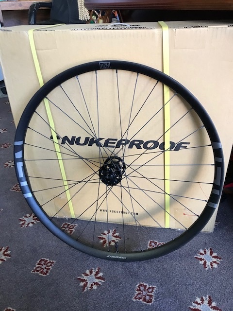 2022 NUKEPROOF HORIZON V2 FRONT WHEEL 27.5" 110X15 6 bolt For Sale