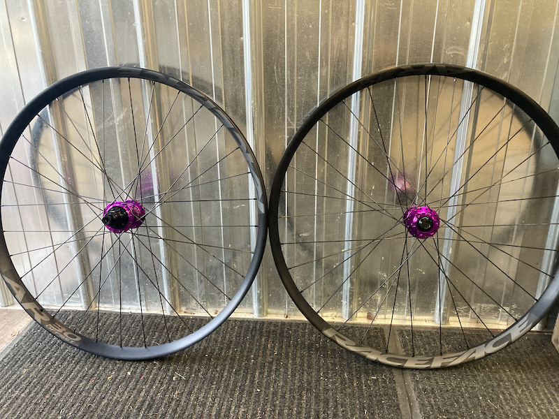 2021 Industry Nine Hydra / Race Face AR30 29” wheelset For Sale