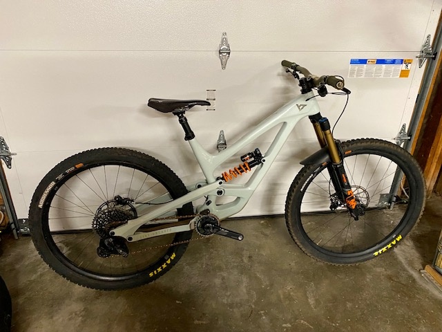 2020 YT Capra Custom For Sale