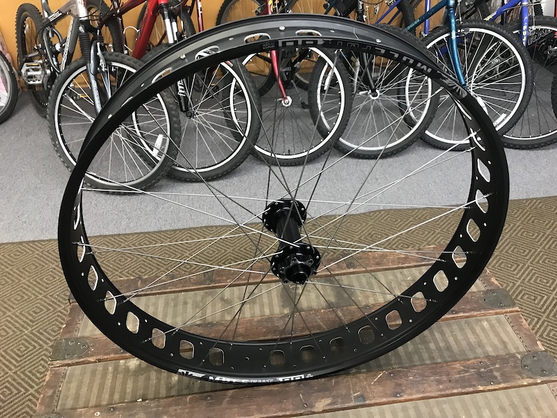 2021 Handbuilt 26" Fat Bike Wheel - Sun Ringle For Sale