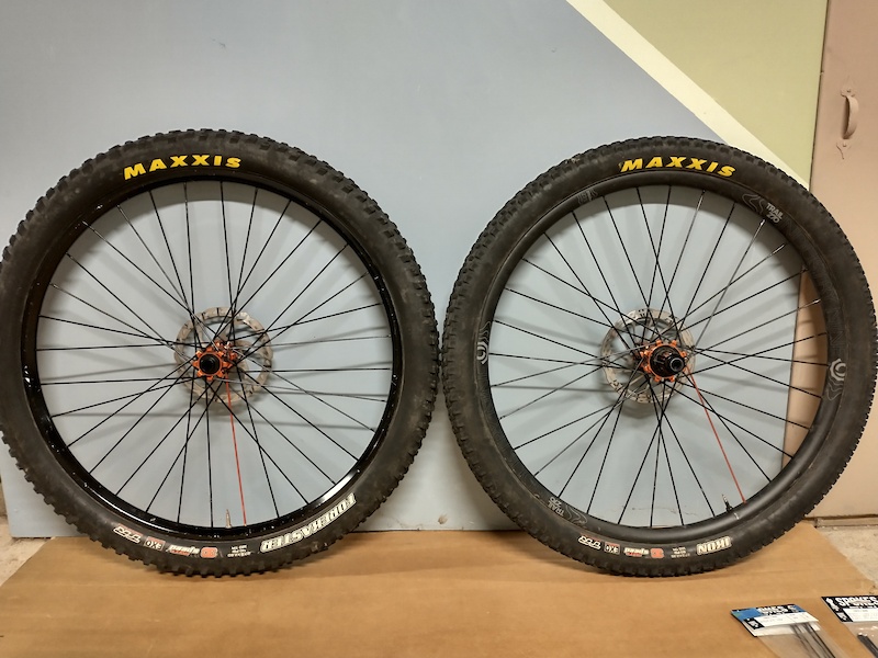 i9 Wheel set - 27.5" with tires and rotors For Sale