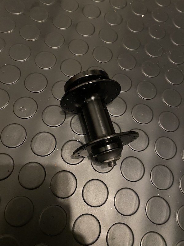 2020 100mm QR hub new 32h For Sale