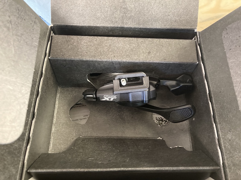 2021 Shimano XT SL-M8100-IR Right I-SPEC EV 12-speed For Sale