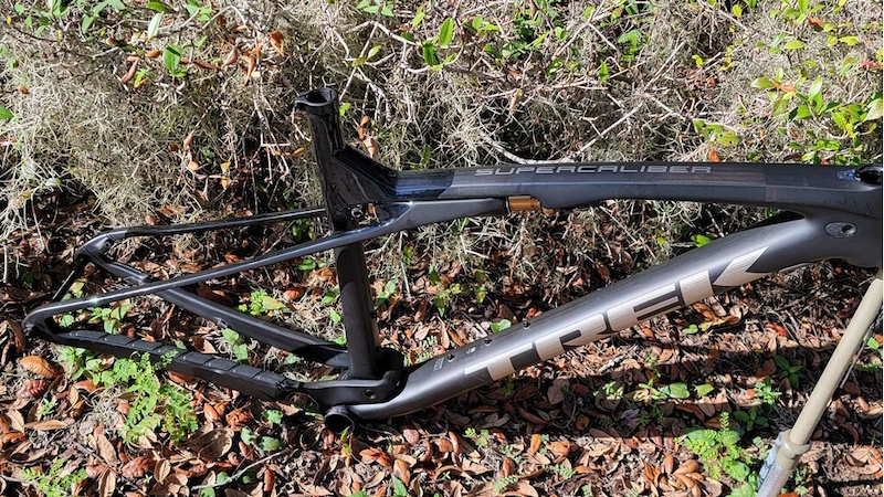 2021 Trek Supercaliber frame XL For Sale