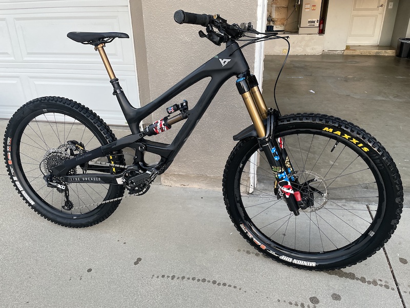 2020 Medium yt capra For Sale