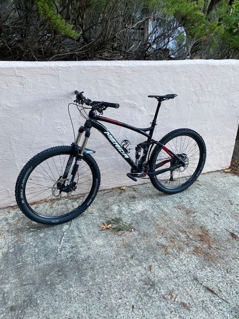 2015 Merida One-Forty B 27.5 Size M **Price Drop** For Sale