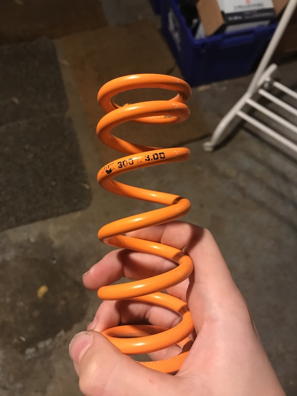 2019 Fox SLS coil spring 300 pound 3.00 stroke For Sale