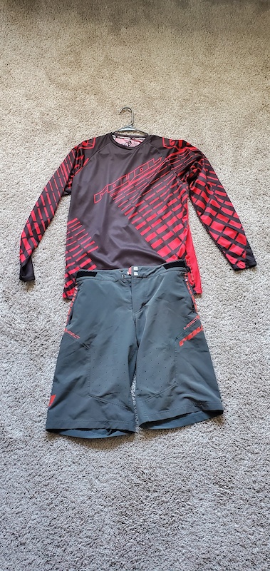 Royal MTB Kit - Medium For Sale
