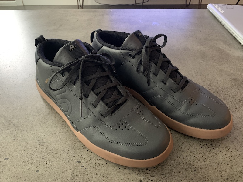 2021 5.10 sleuth DLX size: 10 For Sale