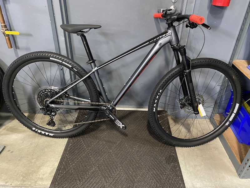 2022 ***Scott Scale****BRAND NEW**** For Sale