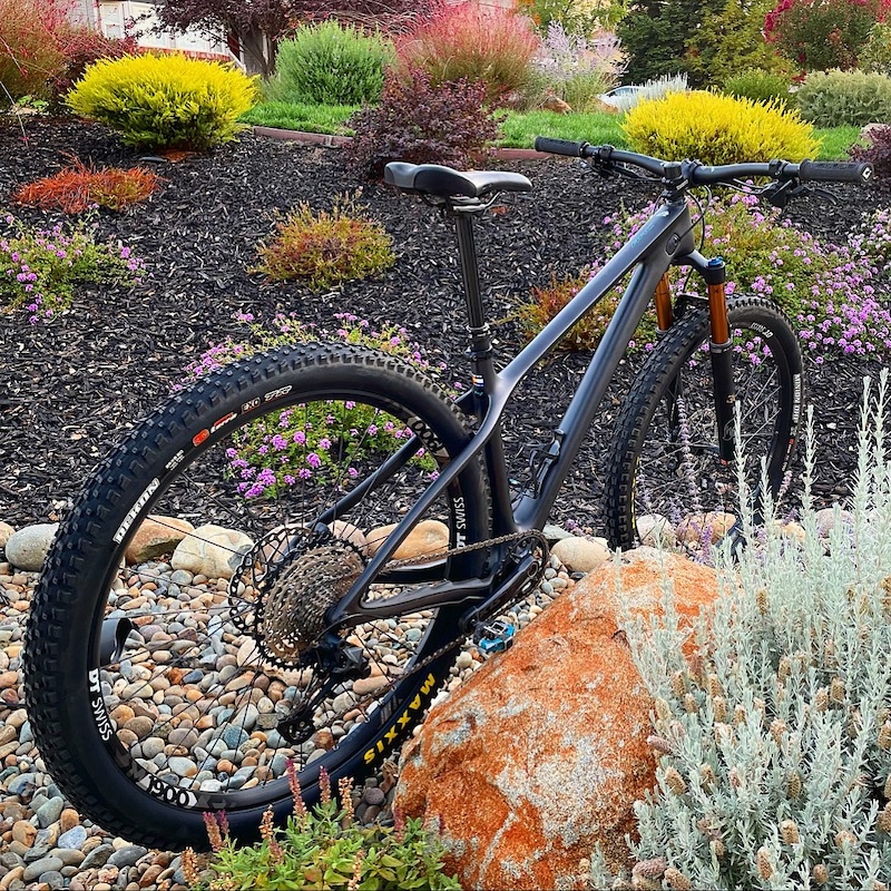 2021 Yeti ARC C1 Turq Carbon Size Medium For Sale 2021 Yeti ARC C1 Turq Carbon Size Medium For Sale