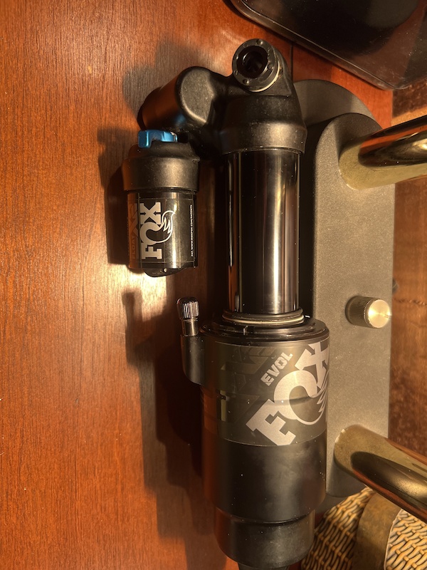 2022 FOX FLOAT X2 EVOL w/climb lockout 230mm x 62.5mm For Sale