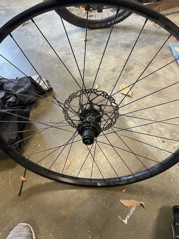 2021 Wtb st i30 29er wheel 12x148 and rotor For Sale