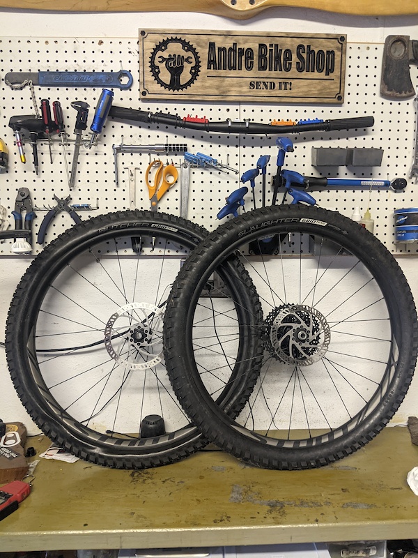 Specialized Stout complete wheelset For Sale