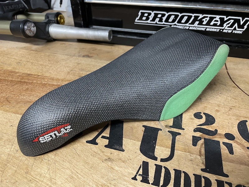 Retro DH Setlaz Kevlar seat like Azonic Love Seat For Sale