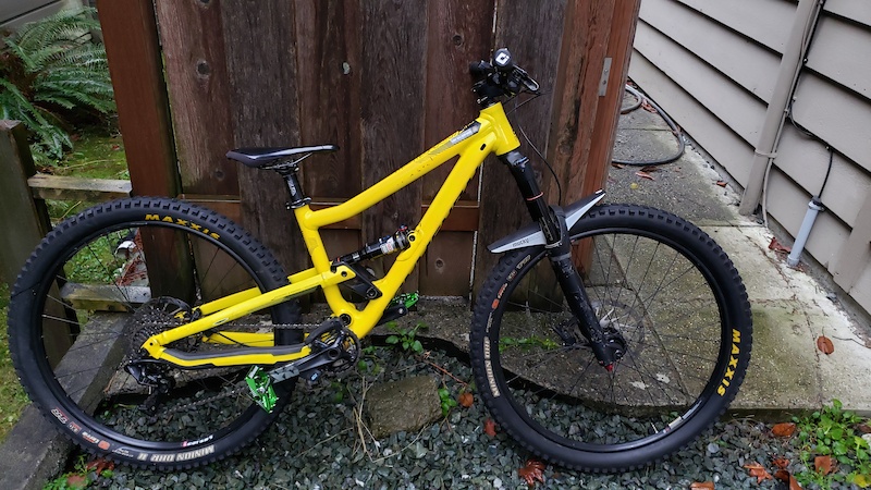 2017 Commencal Jr Supreme DH For Sale