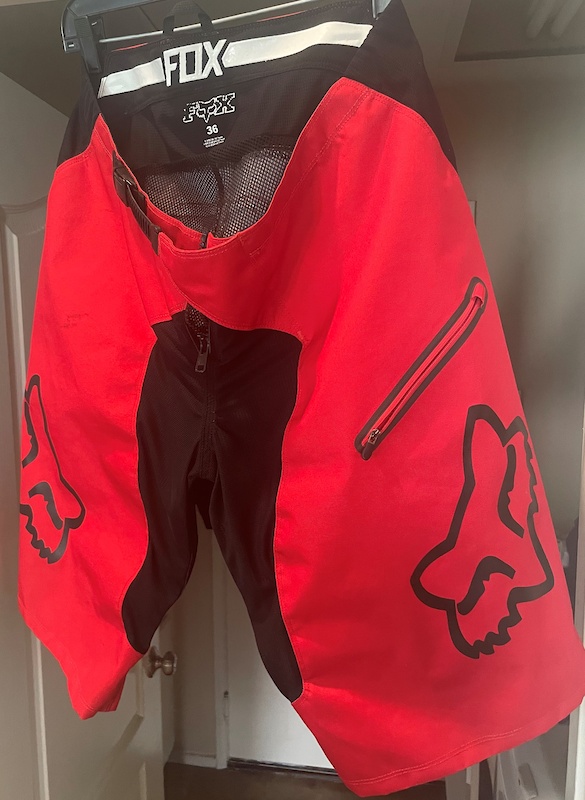 Fox Demo DH Shorts size 36 For Sale