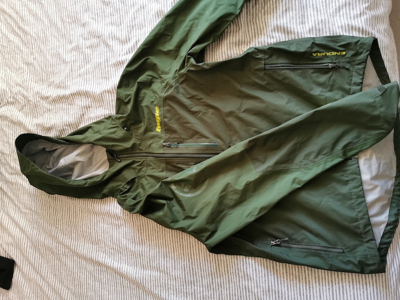 2021 Endura Singletrack Hope Tech waterproof Jacket For Sale
