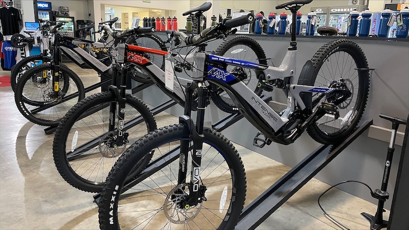 2021 INTENSE TAZER MX EXPERT L/XL BLUE For Sale