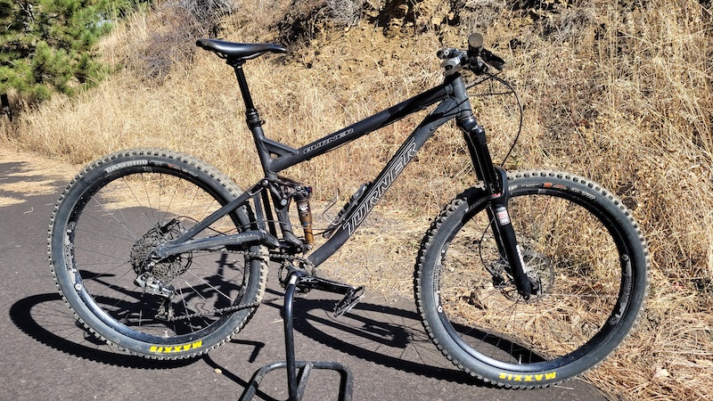2014 Turner Burner 150/140mm travel trail bike - Large For Sale