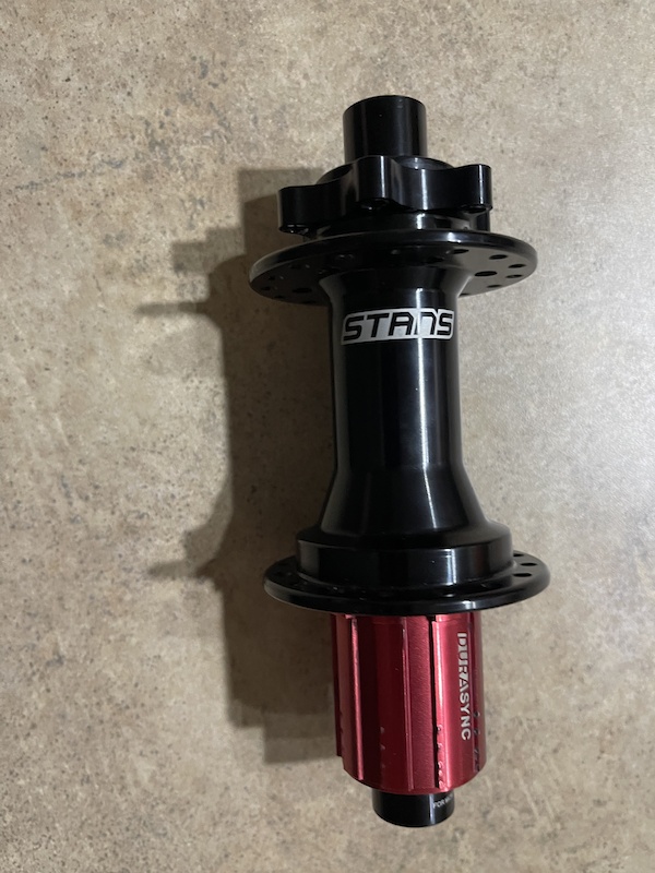 2020 Stan’s neo 12x157mm Super Boost hub For Sale