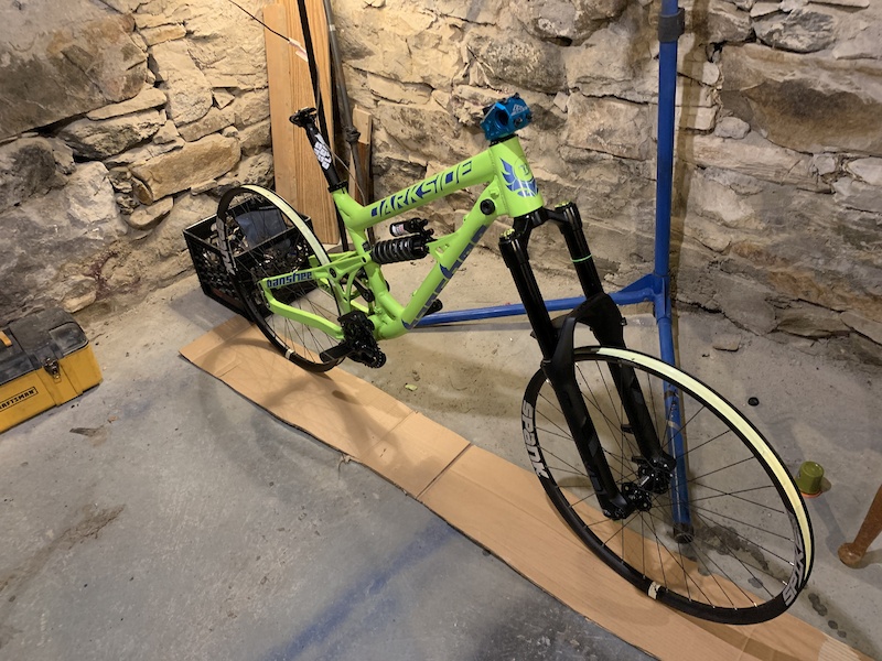 2019 Banshee Darkside/ DVO onyx frame set med For Sale