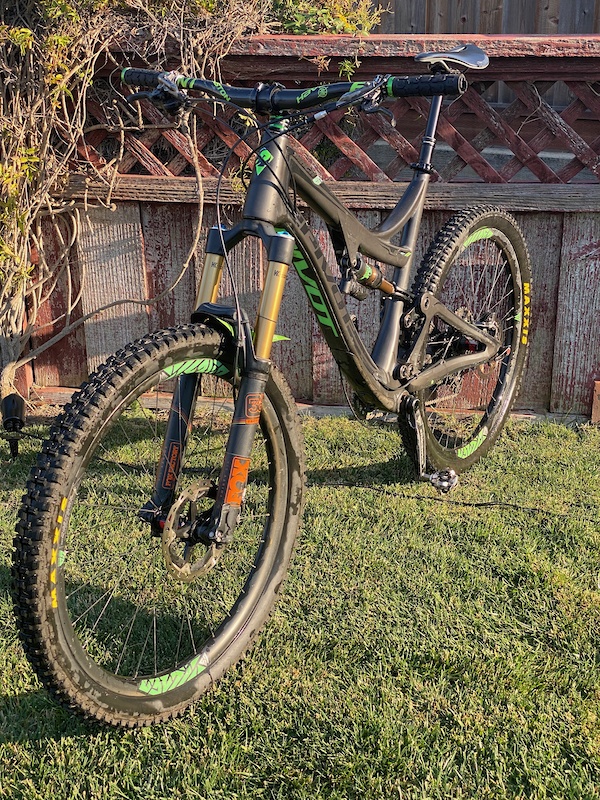 2016 Extra Large Pivot Mach 6 Carbon For Sale