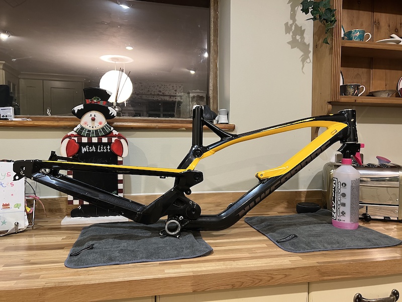 2017 Nukeproof Pulse Team DH Mountain Bike Frame For Sale