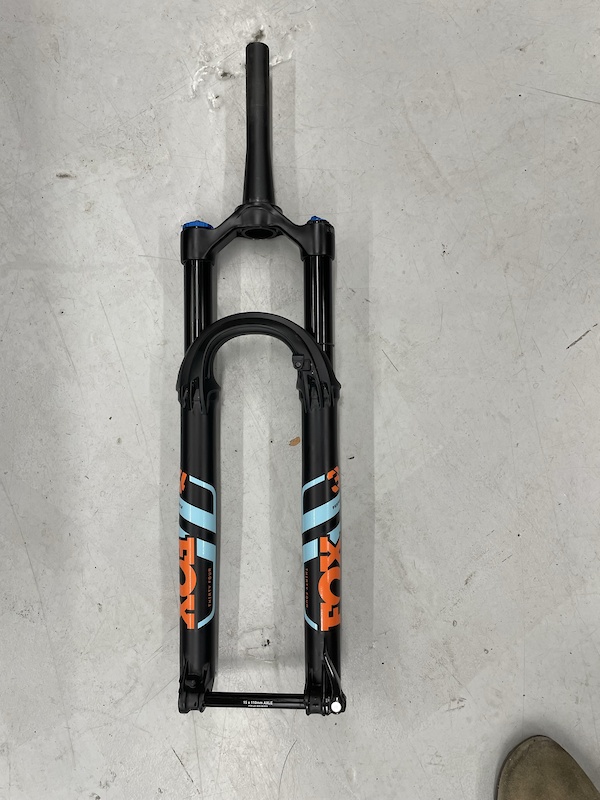 2022 Fox 34 -- Grip 2 VVC -- 140mm -- 44mm Offset For Sale
