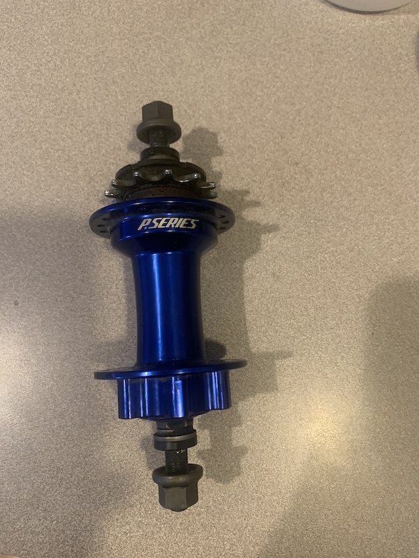 Specialized P series rear hub For Sale