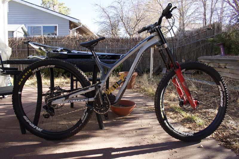 2020 Commencal Supreme DH 29 Medium For Sale