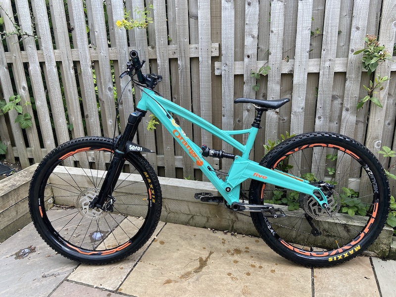2018 Orange five pro limited edition colour Medium For Sale
