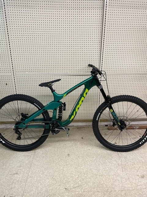2021 Kona Operator CR 29", Size LG For Sale