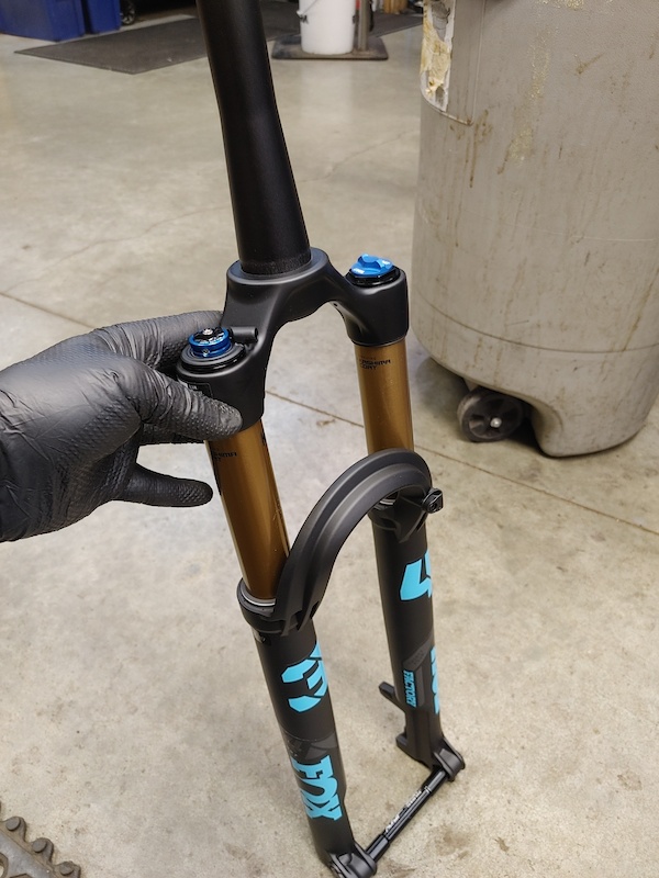 2022 Fox 34 Step-Cast For Sale