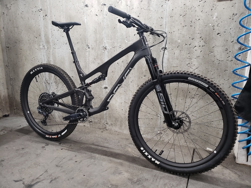 2021 Revel Ranger GX Ultimate XL Demo Carbon Wheels For Sale