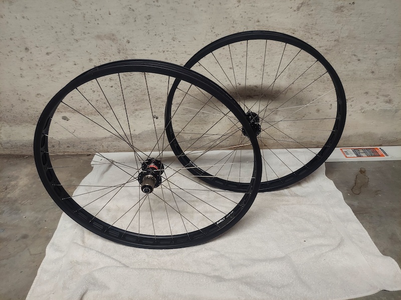 Surly Rabbit Hole 29+ (Krampug) For Sale