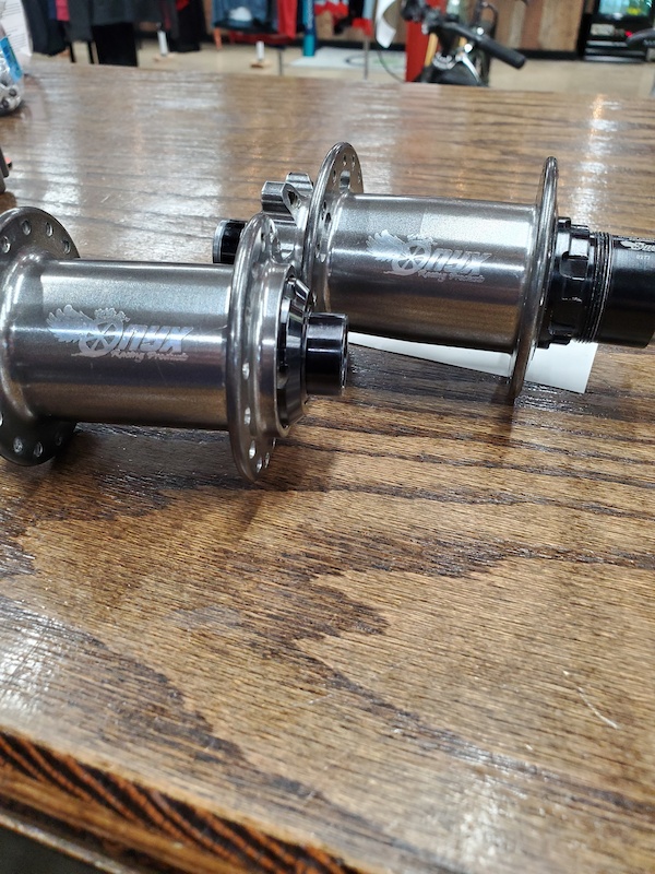 Onyx hubs For Sale