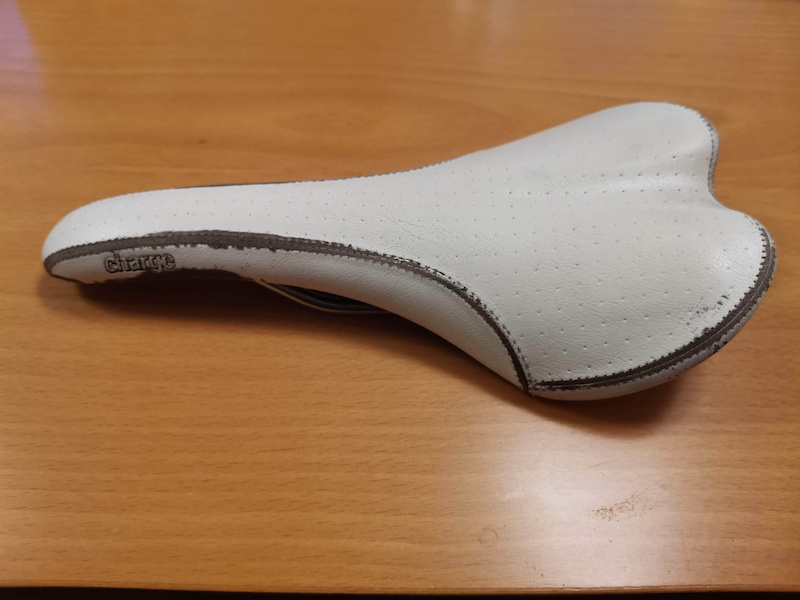 Charge knife white Titanium-railed saddle For Sale