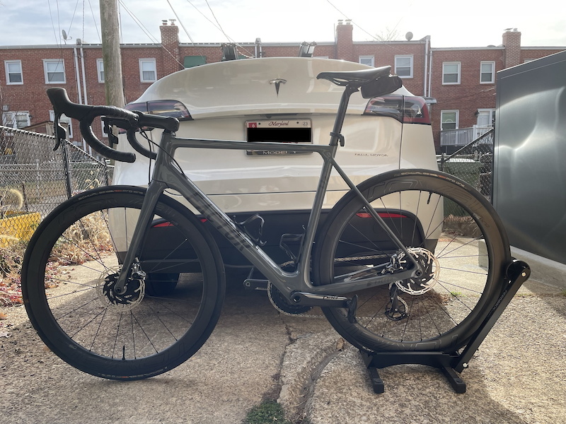 Factor o2 Disc, 56cm, "Fully Loaded" For Sale