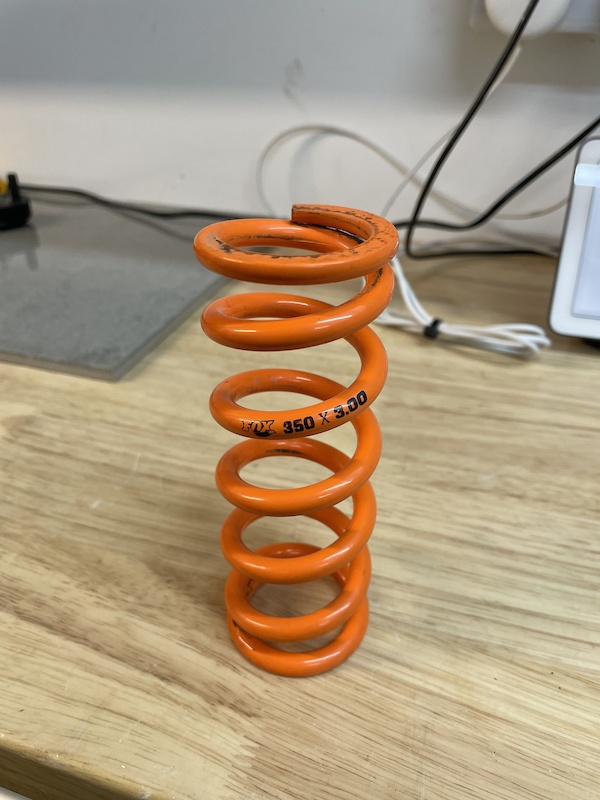 2021 Fox lightweight spring 350 X 300 For Sale