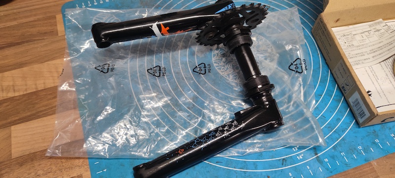 2019 Dmr Cult Crank 170 plus extras Dirt jump For Sale