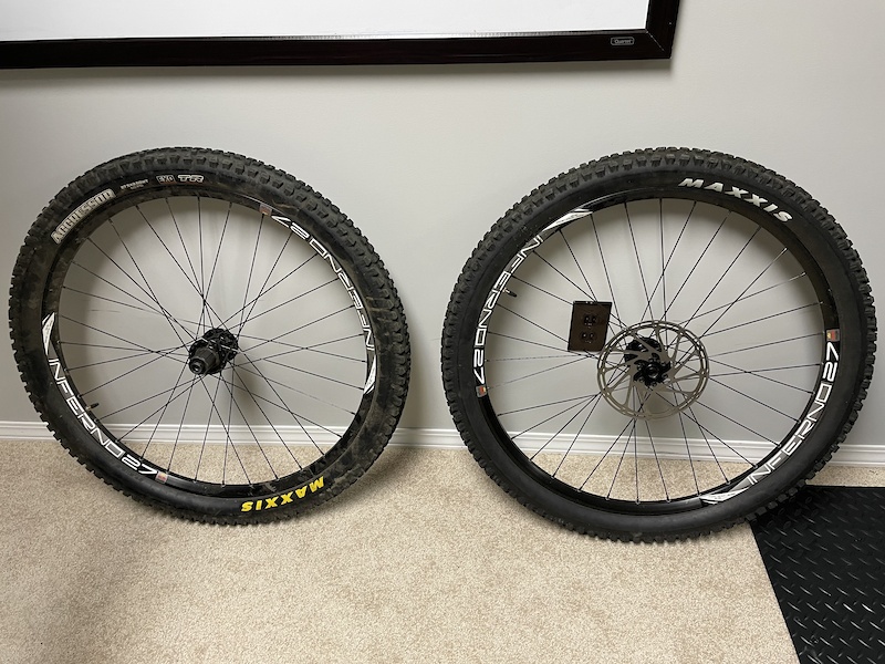 2015 Sunringle Inferno 27 Non Boost C/W Maxxis Aggressor For Sale