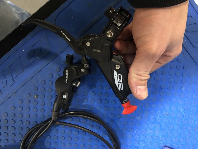 2021 SRAM g2R 4 piston brakes For Sale